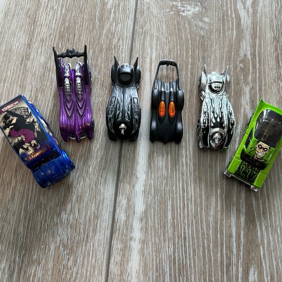 Hot Wheels | Toys | Hot Wheels Dc Comics Batman Theme Diecast Cars Cat ...